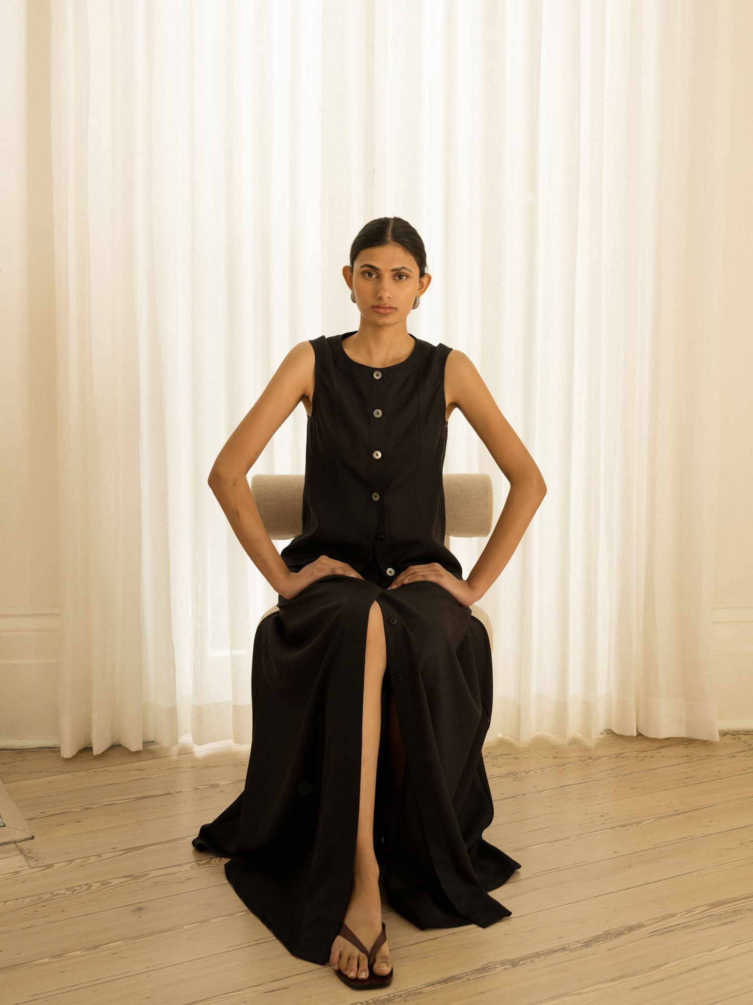 The Top Stitched Shell – LAKAN