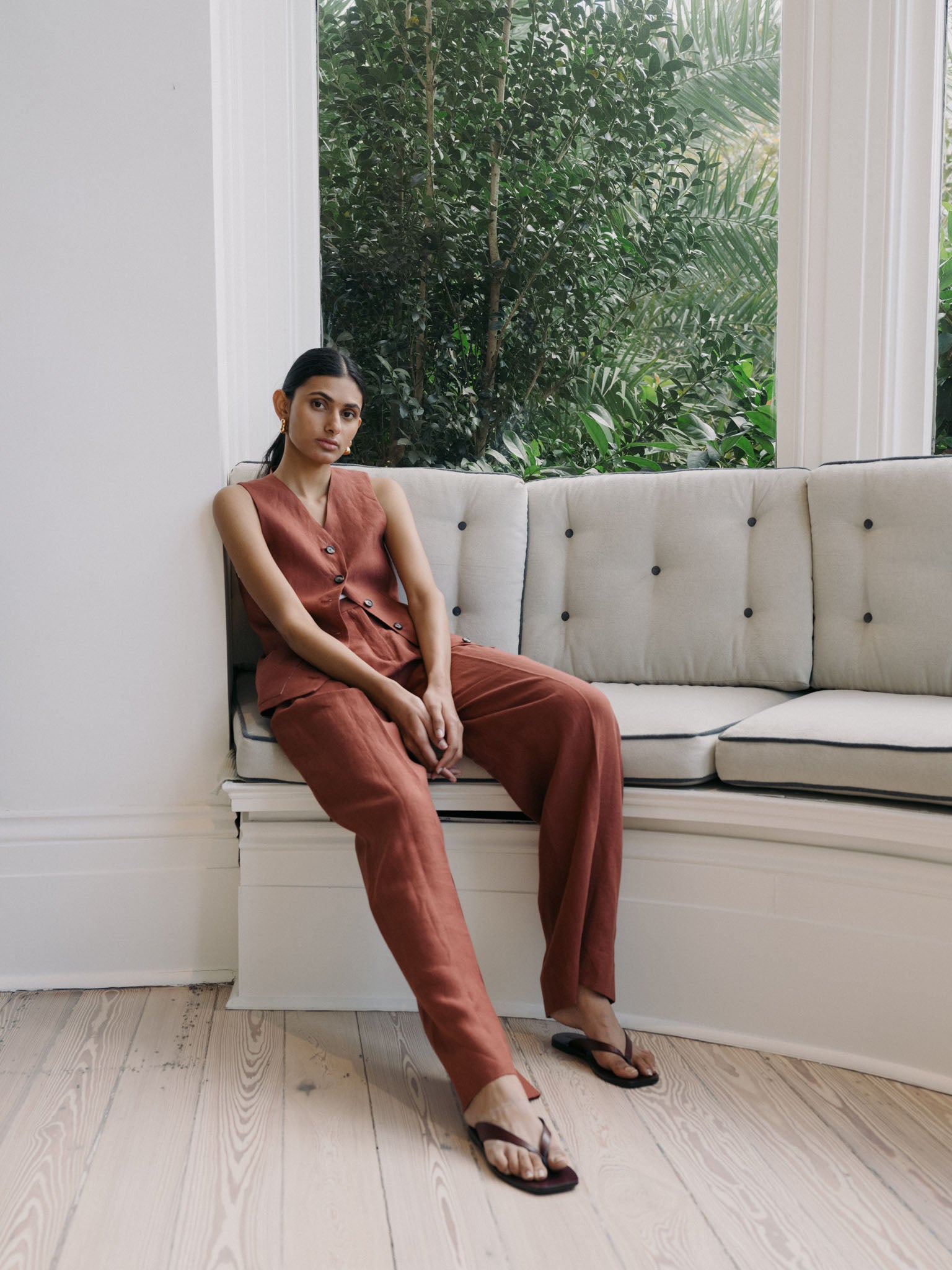 The Vested Shell in Terracotta Linen – LAKAN